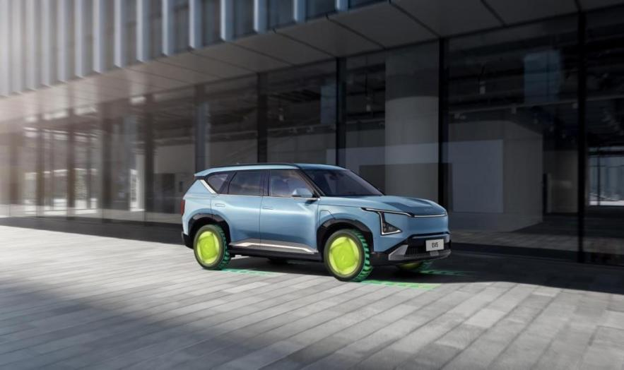 起亚EV5 720长续航版上市，18.48万元起售