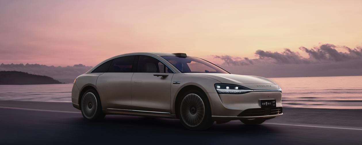 作为鸿蒙智行首款行政级豪华旗舰轿车，享界S9将基于全栈华为智能科技实现全新突破，以智慧重塑新时代的豪华轿车，为用户打造极致体验。